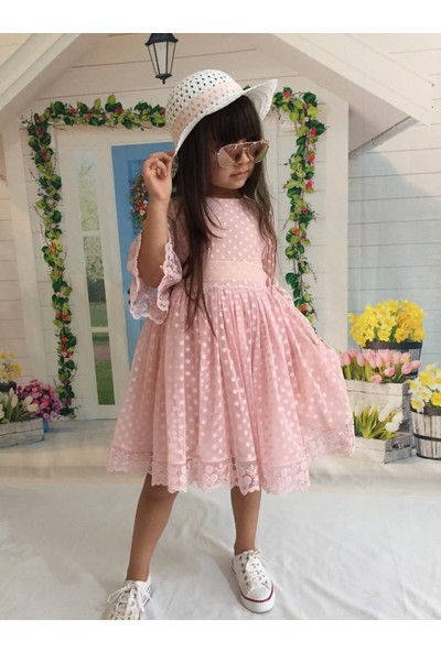 Buse & Eylül Bebe Somon Şapkalı Tüllü Güpür Detaylı Kız Çocuk Elbisesi Buse & Eylül Bebe Somon Şapkalı Tüllü Güpür Detaylı Kız Çocuk Elbisesi