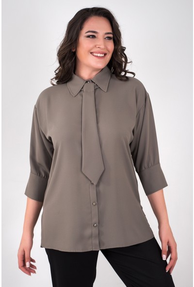 Kifayet Seyyar Kravatlı Gömlek