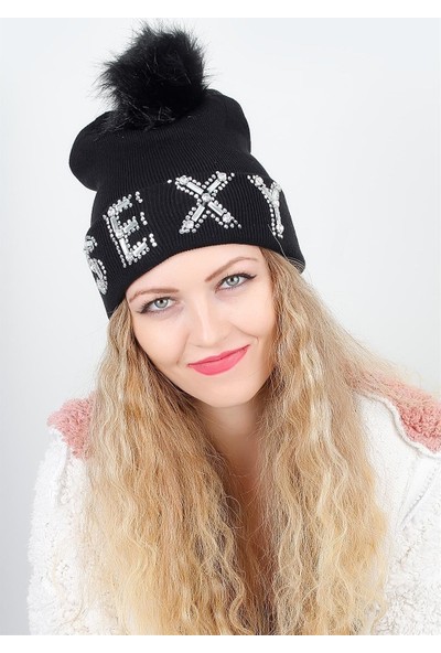 Renkli Siyah Renk Parlak Aksesuarlı Poponlu Bayan Bere Renkli Siyah Renk Parlak Aksesuarlı Poponlu Bayan Bere