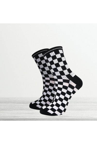 Siyah Beyaz Kareli Soket Kolej Çorap