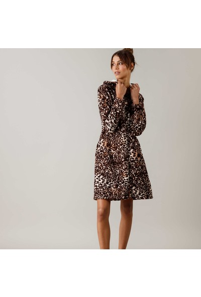 Evim Ve Moda Süpersoft Kısa Fermuarlı Bayan Sabahlık & Bornoz -Leopar