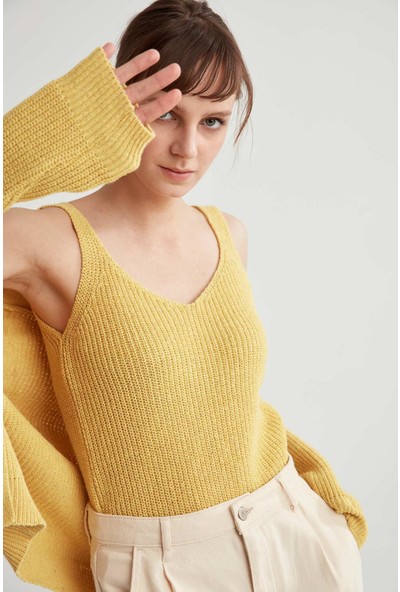 Defacto Askılı V Yaka Triko Atlet T8652AZ21SP