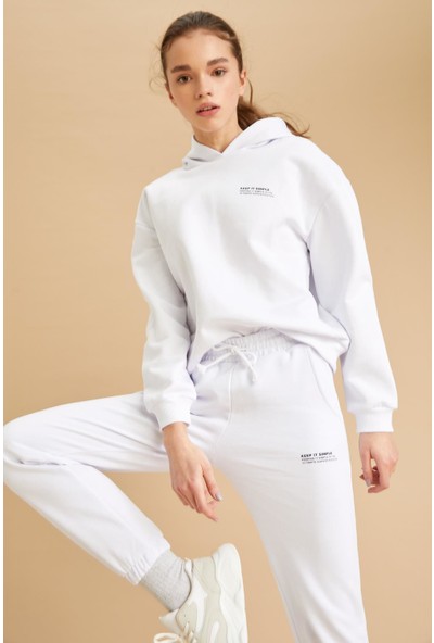 Defacto Organik Pamuklu Minimal Yazı Baskılı Relax Fit Sweatshirt T5680AZ21SP Defacto Organik Pamuklu Minimal Yazı Baskılı Relax Fit Sweatshirt T5680AZ21SP