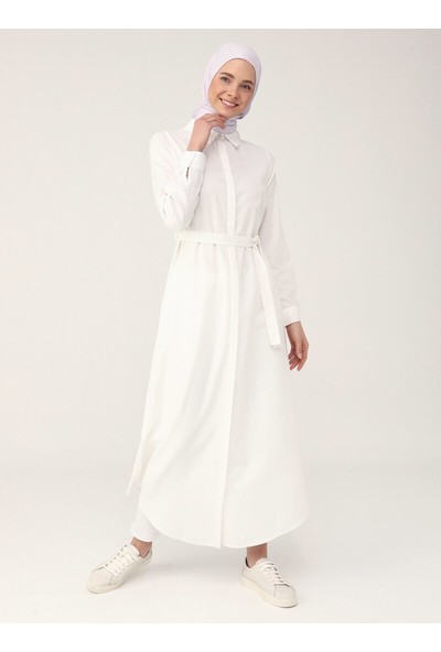 Refka Basic Oxford Kumaştan Gizli Düğmeli Uzun Gömlek Elbise Refka Basic Oxford Kumaştan Gizli Düğmeli Uzun Gömlek Elbise