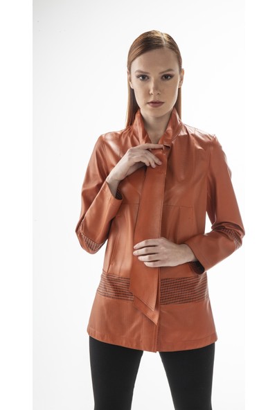 Emilio Romagna Çift Taraflı Giyilebilir, Fermuar Detaylı Kadın Deri Mont Emilio Romagna Çift Taraflı Giyilebilir, Fermuar Detaylı Kadın Deri Mont