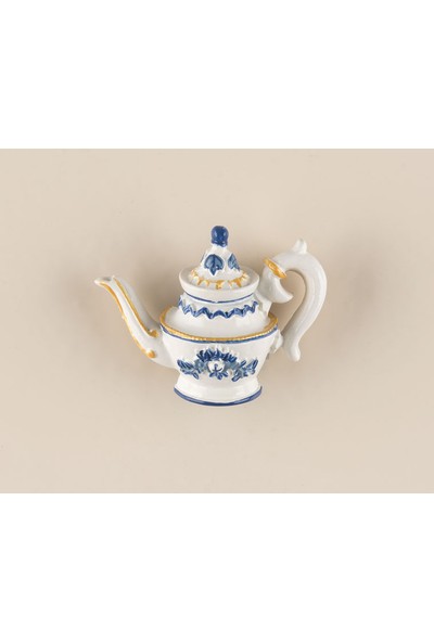 Madame Coco Çaydanlık Magnet