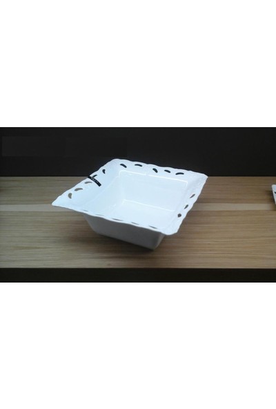 Lucca Kamelia Salata Kasesi