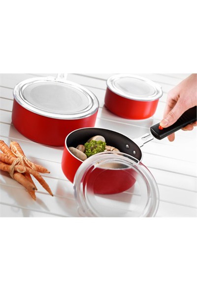Papilla Redio Saklama Kabı Olabilen Tava Seti 7'li Kırmızı (12cm+14cm+16cm) Papilla Redio Saklama Kabı Olabilen Tava Seti 7'li Kırmızı (12cm+14cm+16cm)