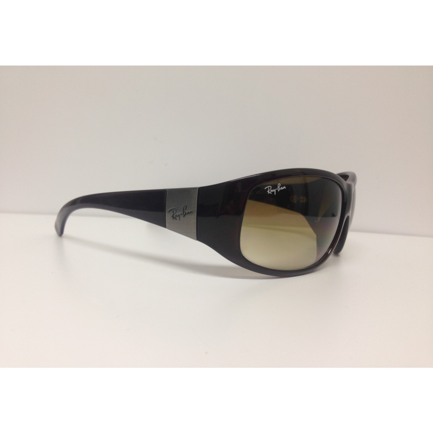 Ray-Ban Rb4110 714/51 Degrade Güneş Gözlüğü Fiyatı