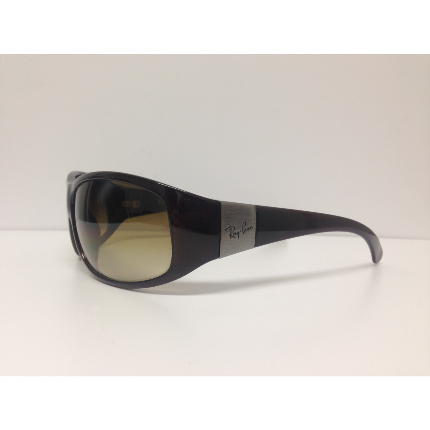 Ray-Ban Rb4110 714/51 Degrade Güneş Gözlüğü Fiyatı