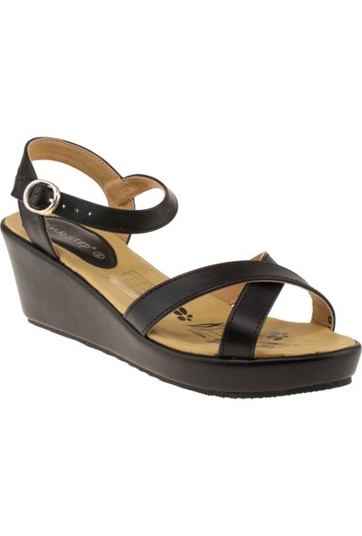 Pink Step Seneta Çapraz Bant Tek Toka Siyah Çocuk Sandalet Pink Step Seneta Çapraz Bant Tek Toka Siyah Çocuk Sandalet