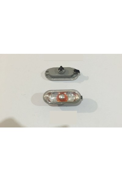 Wolcar Volkswagen Caddy 2004-2012 Çamurluk Sinyali (Beyaz) Wolcar Volkswagen Caddy 2004-2012 Çamurluk Sinyali (Beyaz)