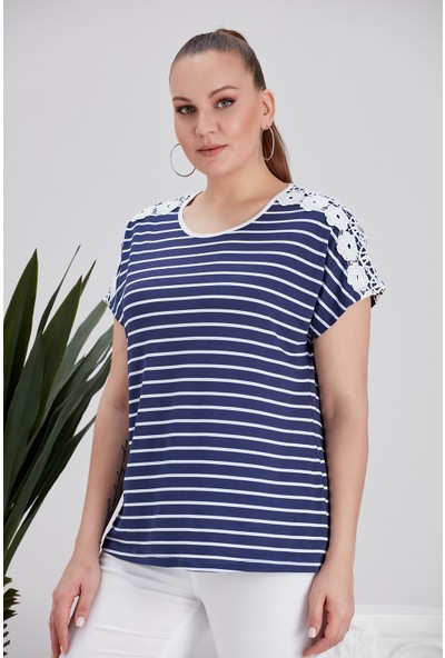 Rmg Omuz Aplike Detaylı Çizgili Büyük Beden Lacivert Tişört