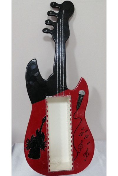 Elvaneli Ahşap Gitar Şeklinde CD Veya Biblo