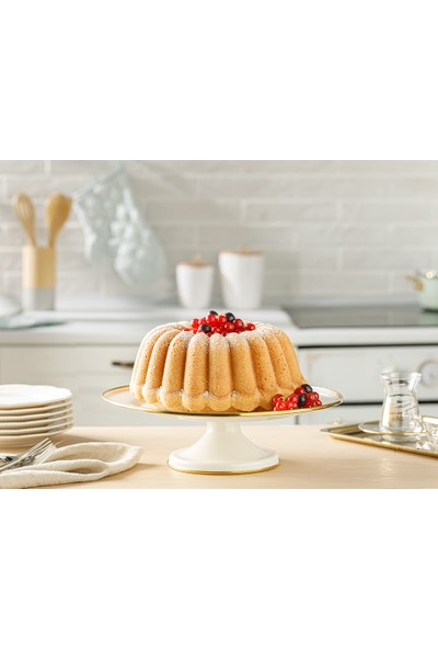 English Home Perro Emaye Kek Standı 30 cm Beyaz English Home Perro Emaye Kek Standı 30 cm Beyaz