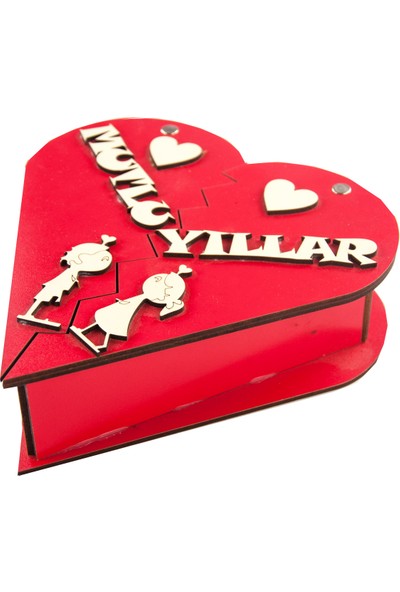 İhvan Kalpli Açılan Mutlu Yıllar Kutusu