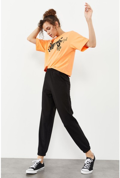 Tommy Life Siyah Kadın Cepli Yüksek Bel Standart Kalıp Lastik Paça Eşofman Alt-94583 Tommy Life Siyah Kadın Cepli Yüksek Bel Standart Kalıp Lastik Paça Eşofman Alt-94583