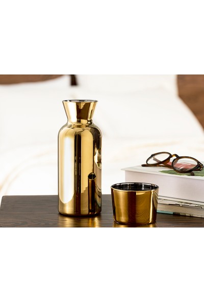English Home Lydia Cam Başucu Sürahi 700 ml Gold English Home Lydia Cam Başucu Sürahi 700 ml Gold