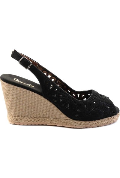 Bambi Siyah Süet Kadın Dolgu Topuklu Ayakkabı K05874011702