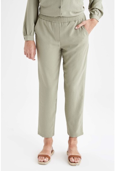DeFacto Carrot Fit Esnek Belli Dokuma Pantolon V3556Az21Au DeFacto Carrot Fit Esnek Belli Dokuma Pantolon V3556Az21Au