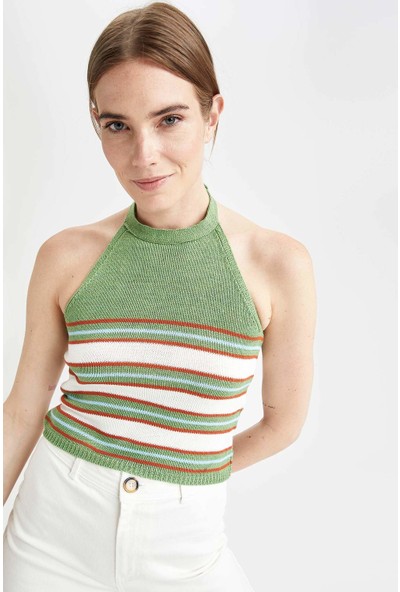 DeFacto Fitted Çizgili Boyundan Bağlamalı Örgü Crop Triko Atlet V8241AZ21SP