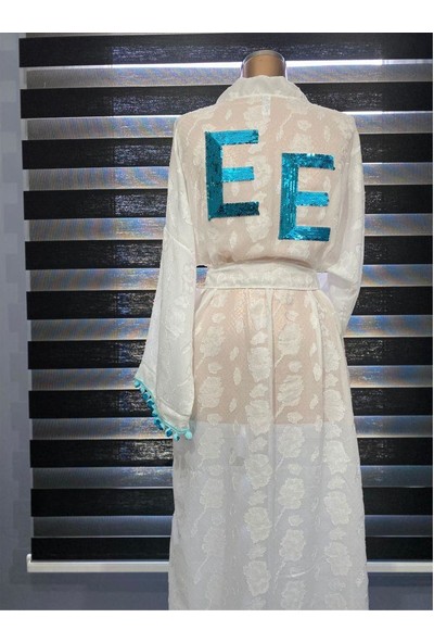 Senem Neyiş Özel Harf Tasarımlı Kuşaklı Desenli Kısa Kimono