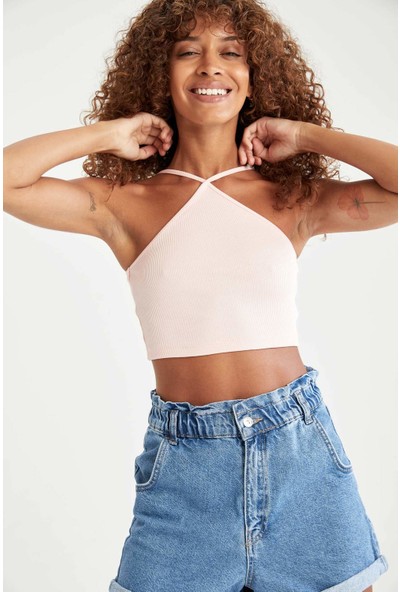 DeFacto Coool Boyundan Askı Detaylı Kaşkorse Crop Top W0634AZ21HS