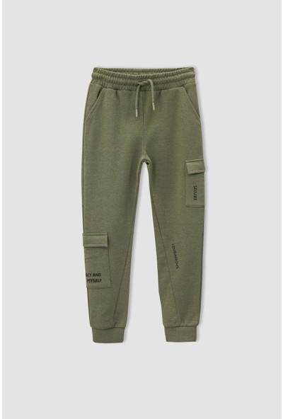 DeFacto Erkek Çocuk Slim Fit Kargo Cepli Eşofman Altı V3184A621Wn DeFacto Erkek Çocuk Slim Fit Kargo Cepli Eşofman Altı V3184A621Wn