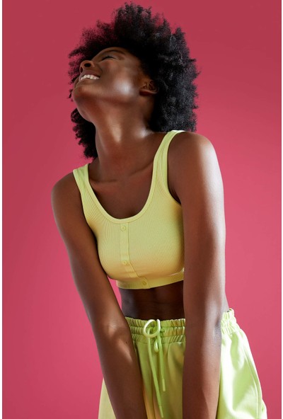 Defacto Coool Askılı Pamuklu Düğmeli Crop Top V8053AZ21HS Defacto Coool Askılı Pamuklu Düğmeli Crop Top V8053AZ21HS