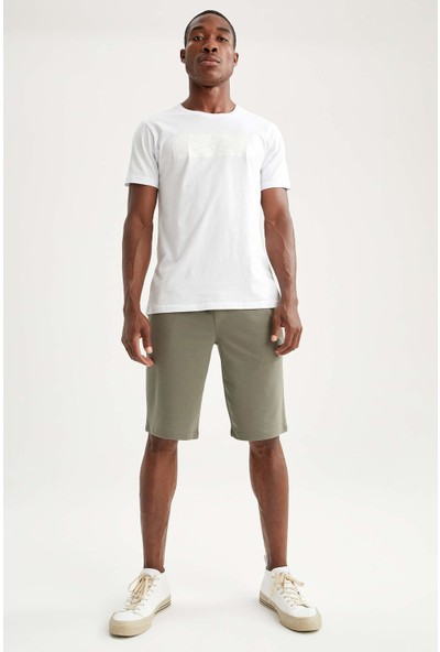 DeFacto Regular Fit Esnek Belli Şort V8490AZ21HS DeFacto Regular Fit Esnek Belli Şort V8490AZ21HS