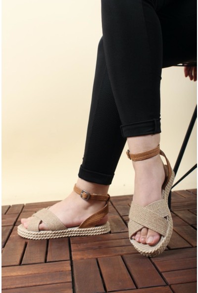 Oksit Florin 565 Hasır Kalın Taban Kadın Sandalet Oksit Florin 565 Hasır Kalın Taban Kadın Sandalet