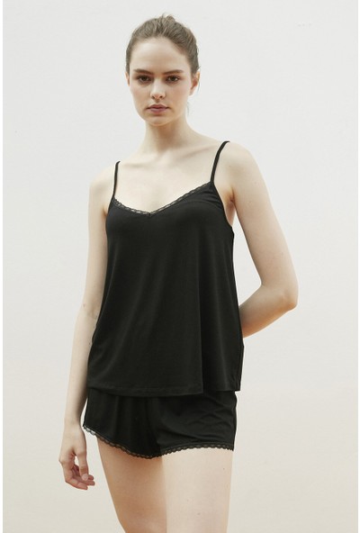 Penti Siyah Dark Lace Atlet Şort Takımı Penti Siyah Dark Lace Atlet Şort Takımı