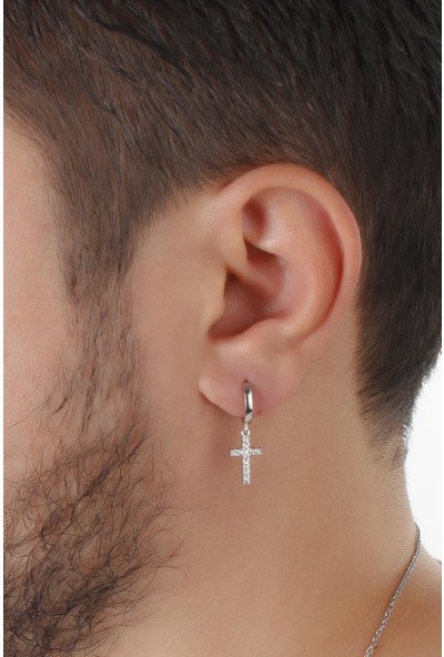Madame Concept 925 Ayar Gümüş Zirkon Taş Haç Sallantı Detaylı Unisex Küpe Madame Concept 925 Ayar Gümüş Zirkon Taş Haç Sallantı Detaylı Unisex Küpe