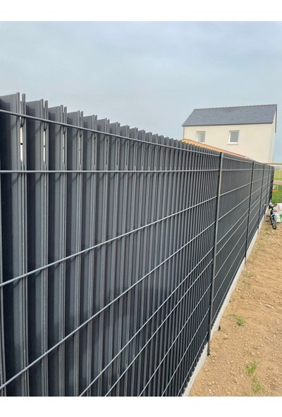 Renkli Evim Panel Tel Çit Kaplama Pvc 200X250 cm Renkli Evim Panel Tel Çit Kaplama Pvc 200X250 cm