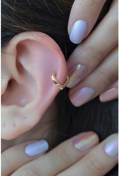 Sacce Scarves&Accessories Kalp Model Halka Piercing Tragus Helix Kıkırdak Küpesi Sacce Scarves&Accessories Kalp Model Halka Piercing Tragus Helix Kıkırdak Küpesi