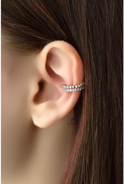 By Barun Gümüş Rengi Yuvarlak Burgu Çift Gümüş Kıkırdak Küpe By Barun Gümüş Rengi Yuvarlak Burgu Çift Gümüş Kıkırdak Küpe