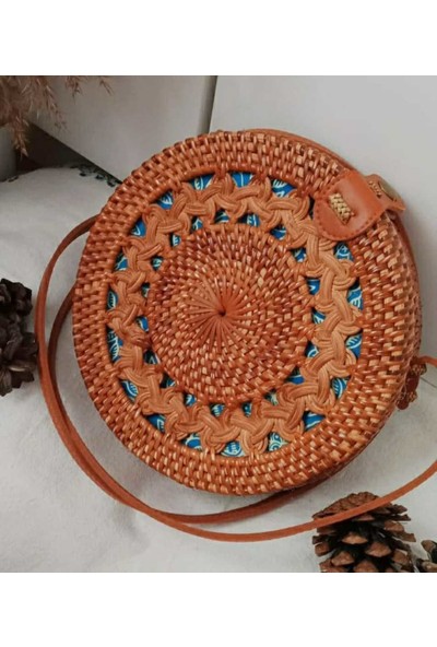 Puhu Ahşap Aksesuar Rattan Yuvarlak Hasır Örgülü Otantik Omuz Çantası Puhu Ahşap Aksesuar Rattan Yuvarlak Hasır Örgülü Otantik Omuz Çantası