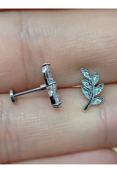 Takıconcept 316L Cerrahi Çelik Tragus-Helix Kulak Piercing Takıconcept 316L Cerrahi Çelik Tragus-Helix Kulak Piercing