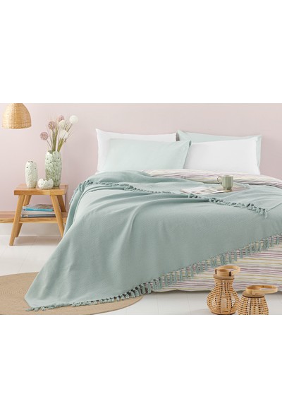 English Home Crimped Dokuma Çift Kişilik Yatak Örtüsü 240 x 260 cm. Seledon