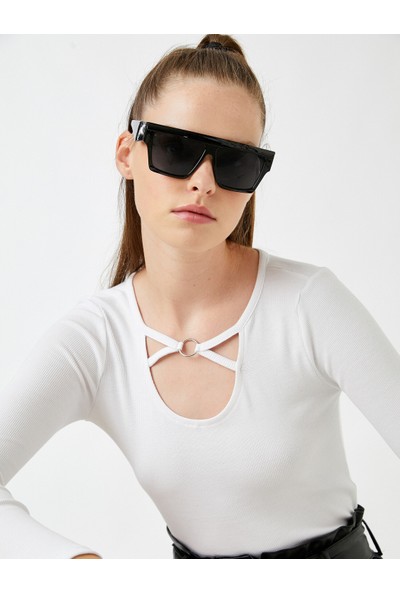 Koton Uzun Kollu Tişört Yakası Çapraz Bantlı Koton Uzun Kollu Tişört Yakası Çapraz Bantlı