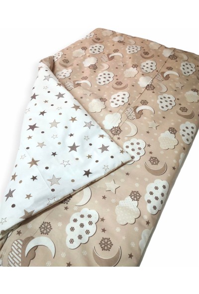 Bebek Özel 100 x 150 cm Pamuklu Kumaştan Bebek Yorganı (Kahverengi Bulutlu/yıldızlı) Bebek Özel 100 x 150 cm Pamuklu Kumaştan Bebek Yorganı (Kahverengi Bulutlu/yıldızlı)