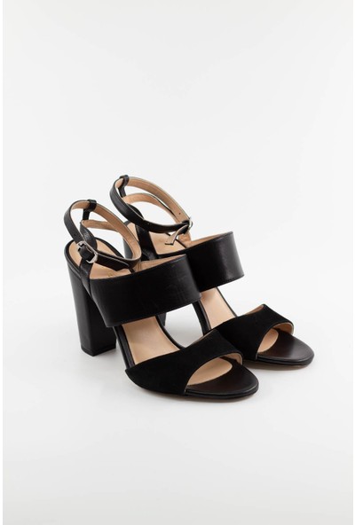 Deride Moda Deri Analin Kalın Topuklu Sandalet Deride Moda Deri Analin Kalın Topuklu Sandalet