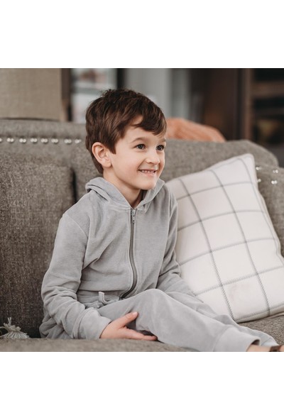 Antebies Gri Kadife Kapüşonlu Eşofman Takımı