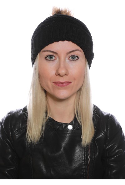 My Konsept Ponponlu Siyah Bayan Yün Bere