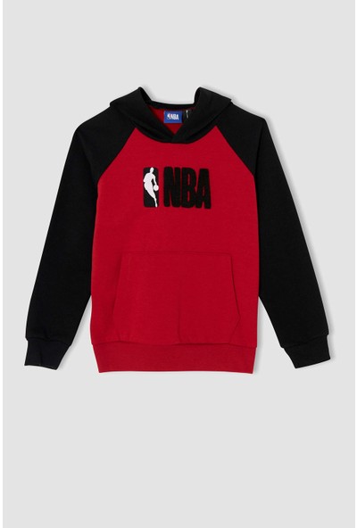 Defacto Erkek Çocuk NBA Lisanslı Regular Fit Kapüşonlu Sweatshirt V3677A621AU Defacto Erkek Çocuk NBA Lisanslı Regular Fit Kapüşonlu Sweatshirt V3677A621AU