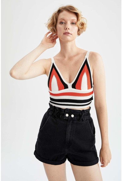 DeFacto Renk Bloklu Triangle Askılı Örgü Kroşe Atlet W0181AZ21SP