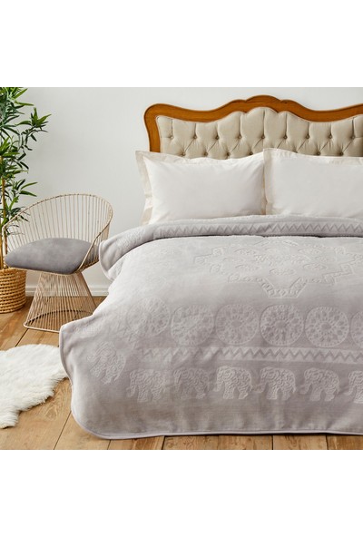 Karaca Home Elephant Açık Gri Çift Kişilik Soft Embosy Battaniye Karaca Home Elephant Açık Gri Çift Kişilik Soft Embosy Battaniye