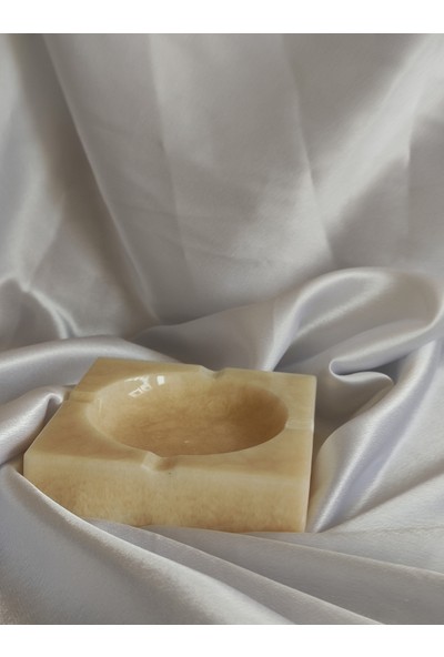 Pergamon Onyx Kare Küllük Kül Tablası Gerçek Onyx Yarı Değerli Taş Pergamon Onyx Kare Küllük Kül Tablası Gerçek Onyx Yarı Değerli Taş