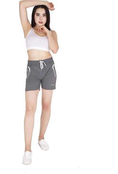 Fore Sport Kadın Koyu Gri Cep Ayrıntılı Şort Fore Sport Kadın Koyu Gri Cep Ayrıntılı Şort