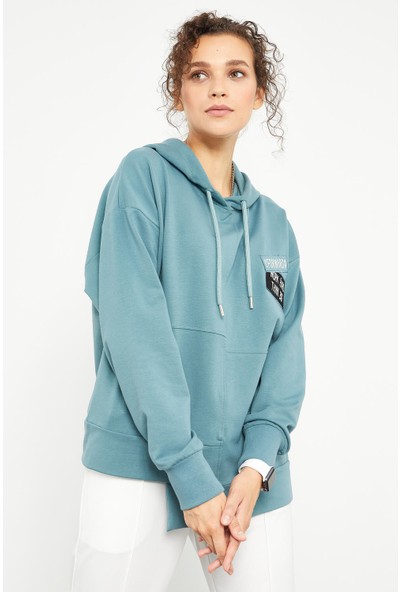 Tommy Life Mint Yeşili Kadın Kapüşonlu Asimetrik Kesim Yazı Baskılı Oversize Sweatshirt - 97168 Tommy Life Mint Yeşili Kadın Kapüşonlu Asimetrik Kesim Yazı Baskılı Oversize Sweatshirt - 97168